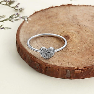 Molywoo Personalized Fingerprint Rings for Women Tiny Dainty Fingerprint Heart Ring Customized Jewelry for Mother Gift (7)
