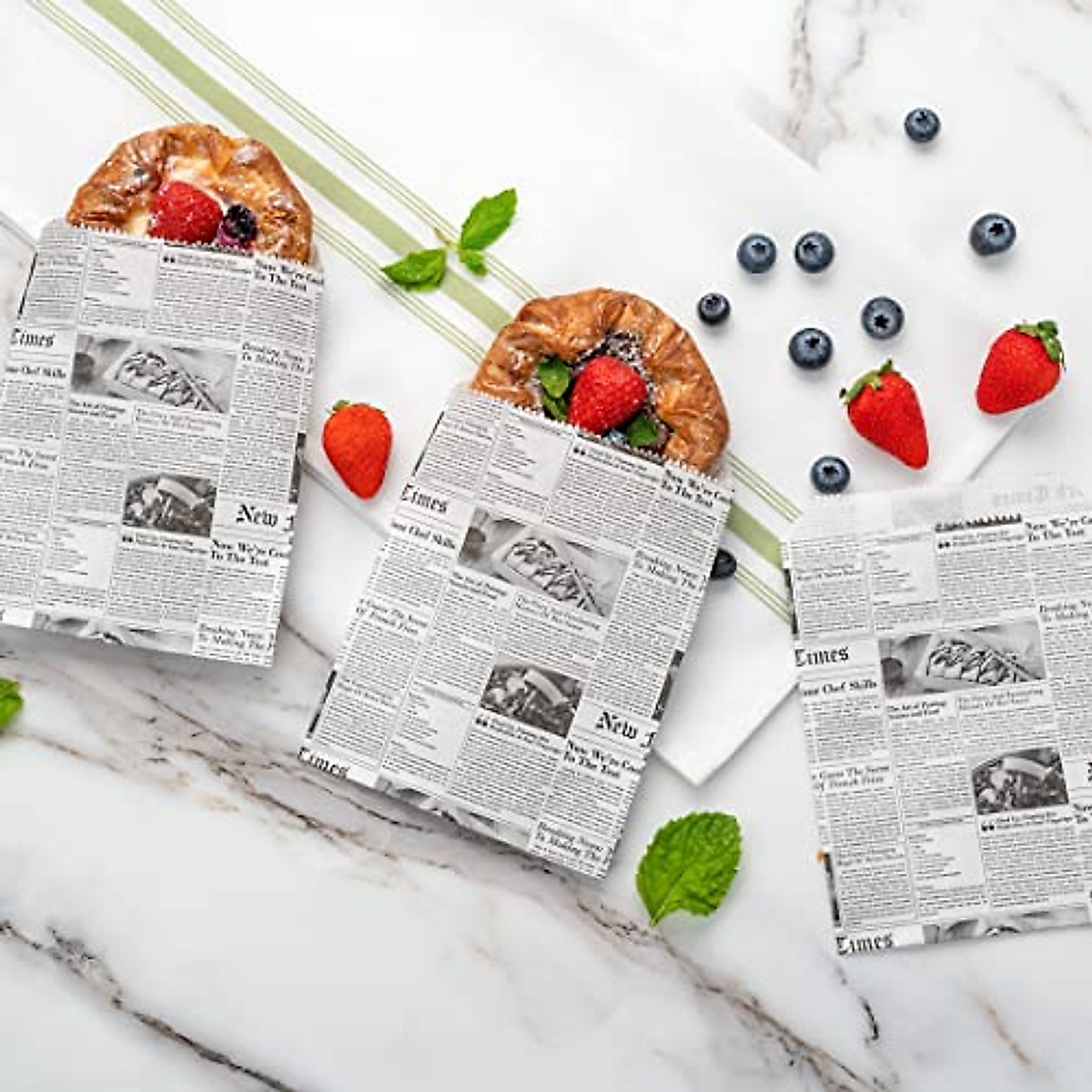 Restaurantware-Bag Tek 7 x 5 Inch Sandwich Bags, 100 Greaseproof Bakery Bags - Microwavable, Disposable, Newsprint Paper Lunch Bags, For Cookes, Sandwiches, Candies, Fries, And Bread,