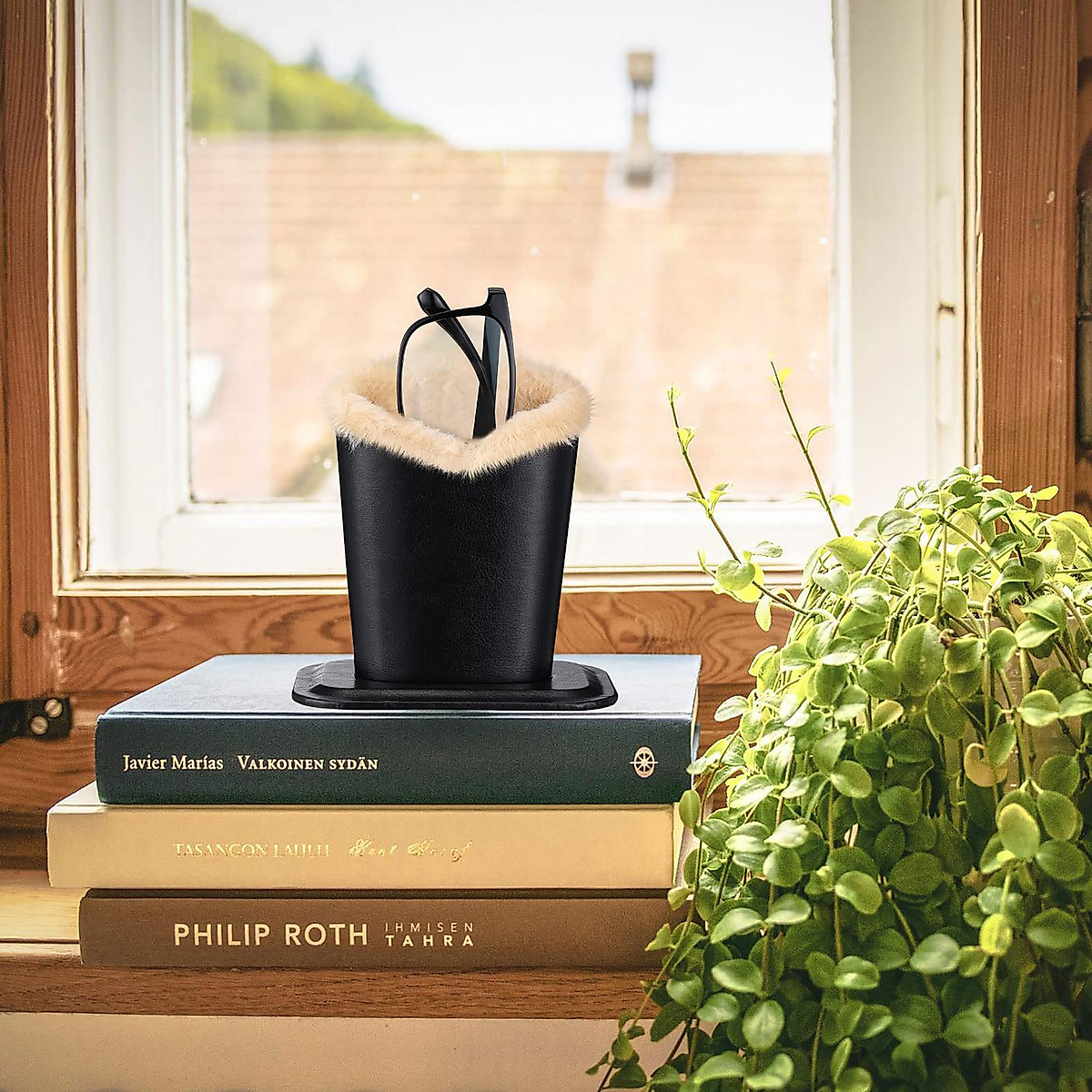 Weewooday 6 Pack Plush Lined Eyeglasses Holder Stand for Glasses Leather Reading Stand Case Protective Glasses Case (Lovely)