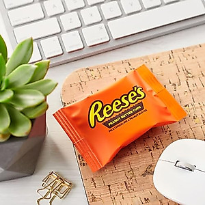 REESE'S Milk Chocolate Snack Size Peanut Butter Cups, Candy Bag, 10.5 oz