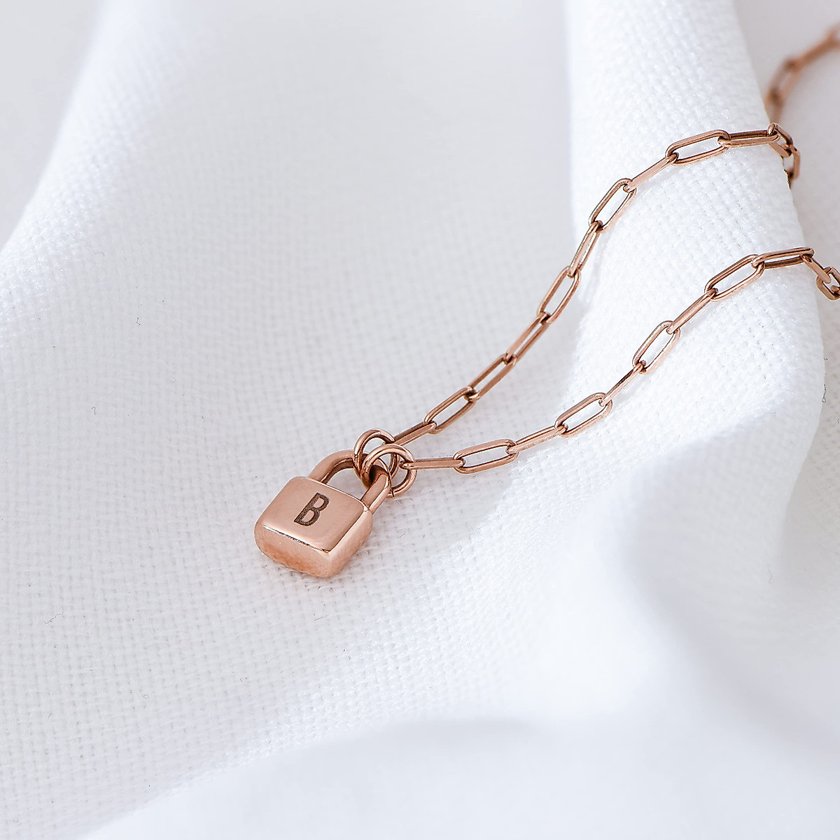 Oak&Luna - Personalized Initial Lock Necklace