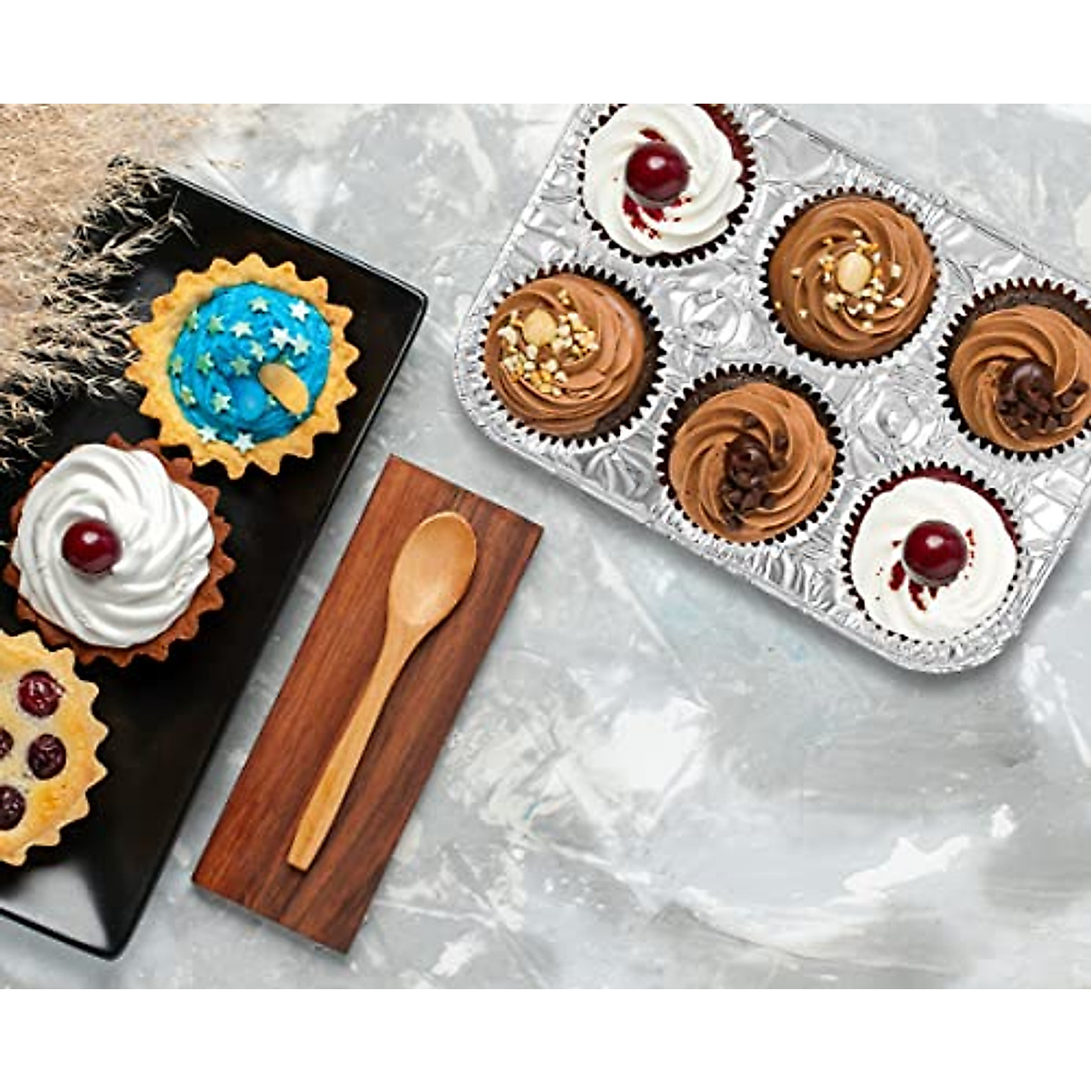 PARTY BARGAINS 6-Cup Aluminum Muffin Pans - 20 Pack, Standard Size Cupcake Pans, Disposable Muffin Tin for Baking (Max 240°C)