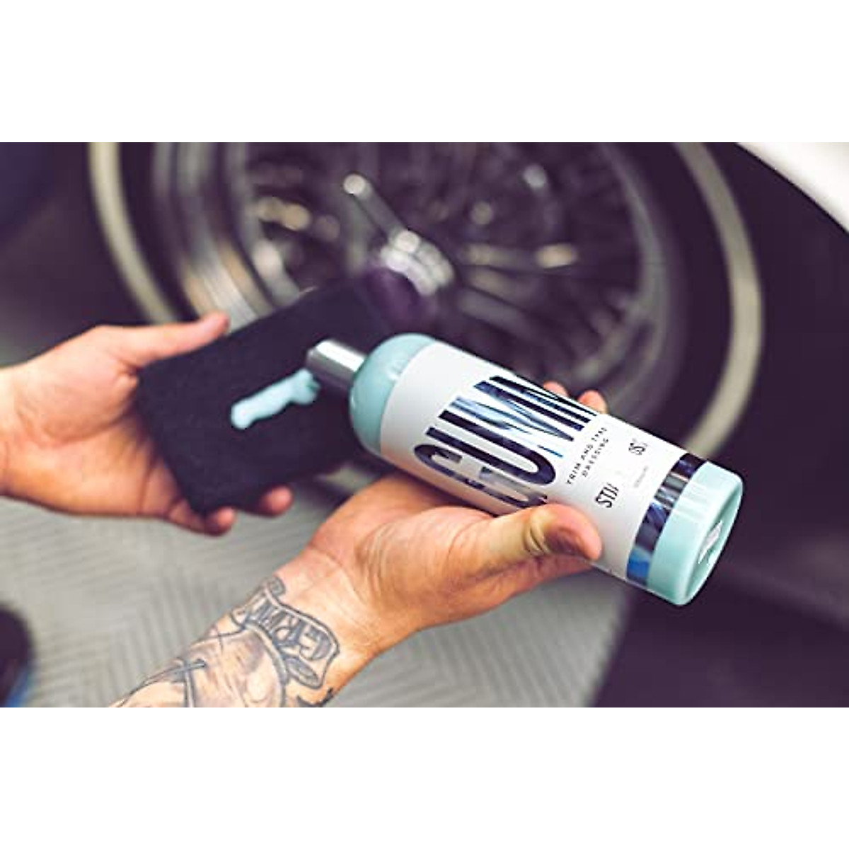 Stjarnagloss - Gummi Trim & Tyre Dressing - Cream Treatment Leaves a Satin Finish, Revive Tire Color, Won't Streak (500 milliliters)