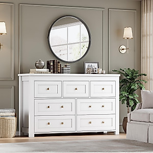 BORNOON 7-Drawer Dresser, Modern Wooden Storage Chest, Large Organizer for Bedroom, Living Room, Hallway, Stylish Chest of Drawers with Metal Handles, Space-Saving Organizer for Clothes, Accessories