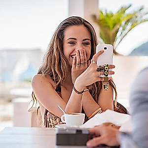 Handlein Key Ring Bracelet ，Mini Keychain Bracelet for Women，Key Rings for Keychains Holder Car ID Badges Card Wallet Phone Camera.(Sunflower)