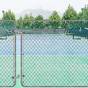 Insaga 304 Stainless Steel Chain Link Fence Gate Frame Female Hinge for Chain Link Fence Post, 2 Pack Post Female Hinges for 5/8'' Pin fit 1-3/8''Outer Diameter Post/Pipe, Bolt/Nut Included