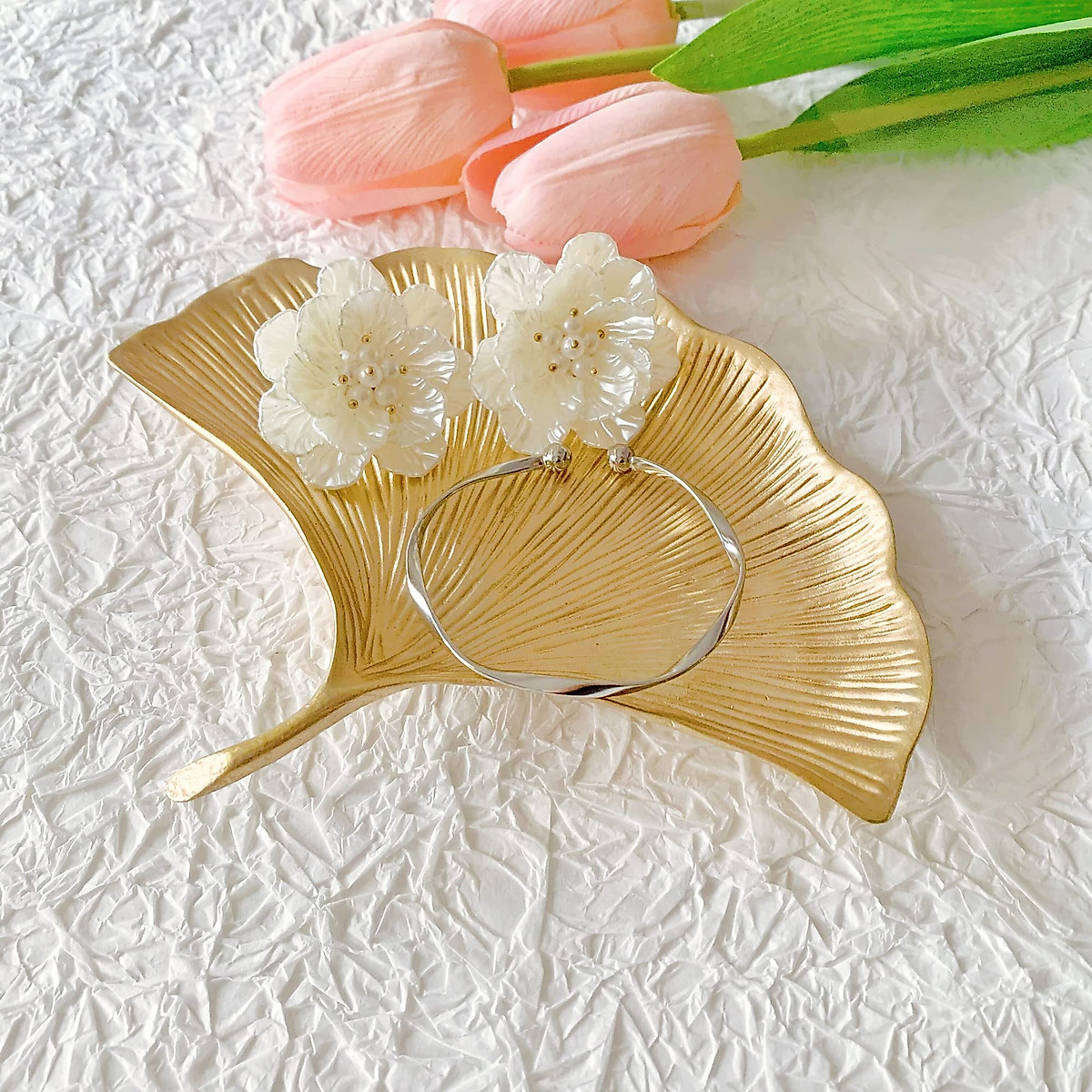 Pasiir Small Leaf Shaped Trinket Dish, Decorative Gold Jewelry Dish Tray, Ring Hodler Dish Jewelry Organizer
