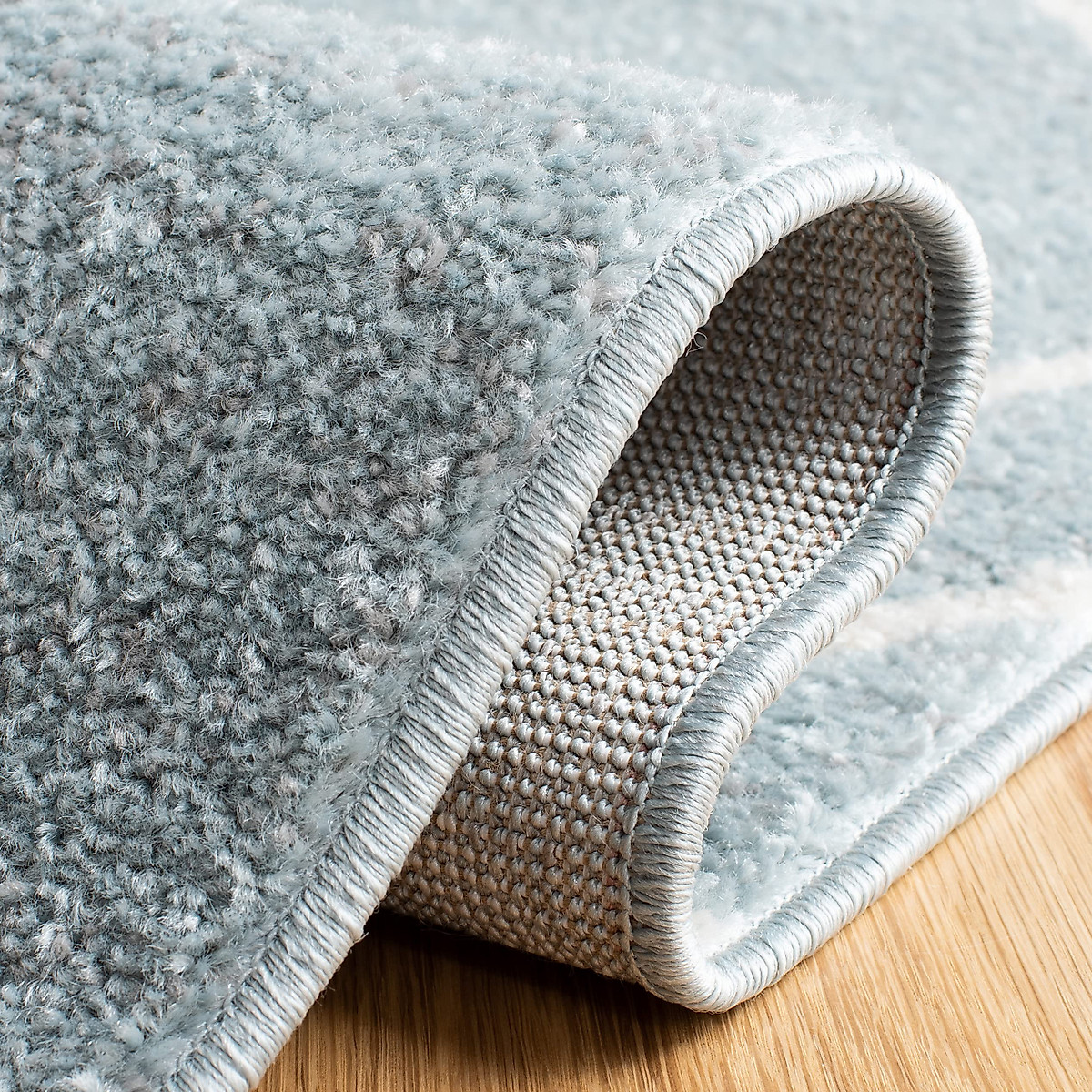 SAFAVIEH Adirondack Collection Runner Rug - 2'6" x 12', Blue & Ivory, Modern Geometric Design, Non-Shedding & Easy Care, Ideal for High Traffic Areas in Living Room, Bedroom (ADR241M)