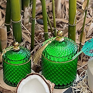 BRIGANTI Soy Candle in Green Glass Jar, Decorative Candles for Home & Office - Vanilla, Buttercream, Cake, Bourbon Strong Scent Throw with Essential Oil Blend (Vanilla Cupcake, 7oz Emerald Green)