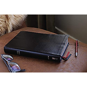 NIV, Thinline Bible, Giant Print, Bonded Leather, Black, Red Letter, Comfort Print