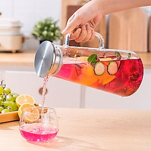 Karafu Pitcher, 68Oz Glass Pitcher with Lid, Easy Clean and Heat Resistance Borosilicate Glass Jug for Hot or Cold Water, Milk, Ice Tea and Juice Beverage