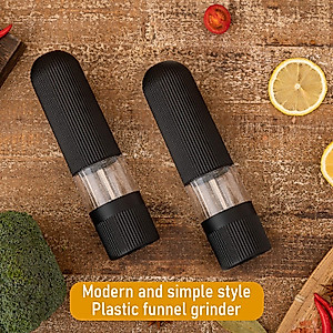2Pcs Salt and Pepper Electric Grinder Mill Set with Adjustable Coarseness, Battery Powered Electric Salt Pepper Automatic Refillable Mill Grinder