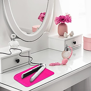 2 Pack Silicone Heat Resistant Travel Mat, Non Slip Curling & Flat Iron Mat Pad, Portable Styling Heat Mat for Hot Hair Tools, Straightener, Salon Appliances, 9x6.5 (Rose red,Purple)