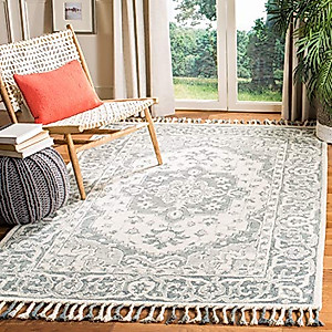 SAFAVIEH Aspen Collection 7' Square Grey / Light Grey APN122A Handmade Boho Braided Tassel Wool Area Rug