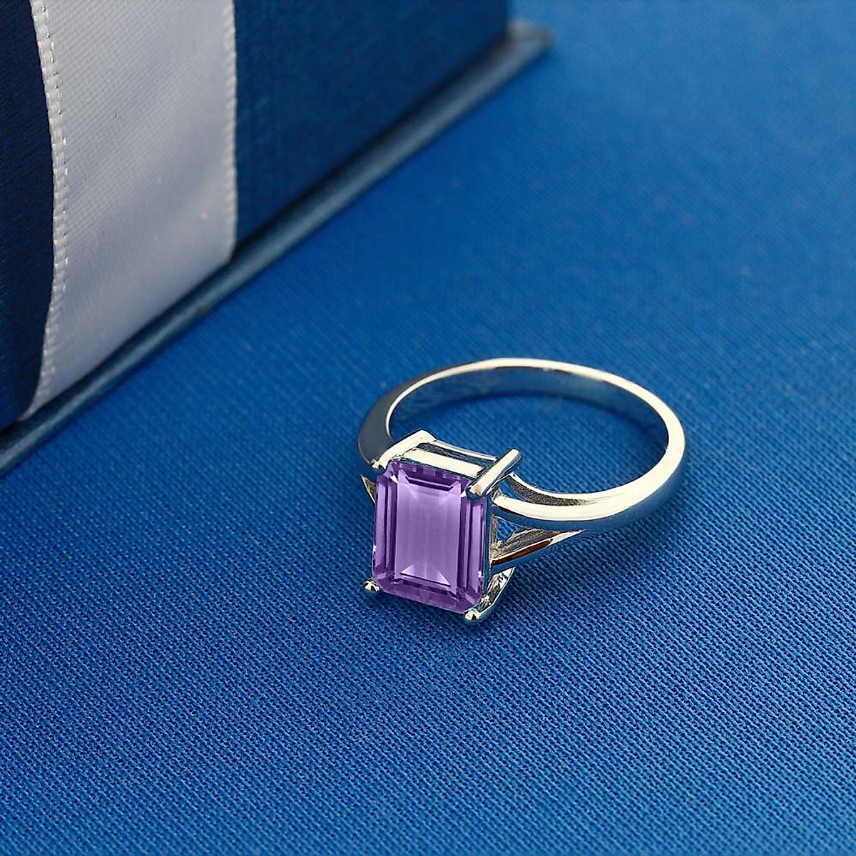 Gem Stone King 925 Sterling Silver Purple Amethyst Solitaire Engagement Ring For Women | 2.25 Cttw | Emerald Cut 9X7MM | Gemstone Birthstone | Ring Size 5-9