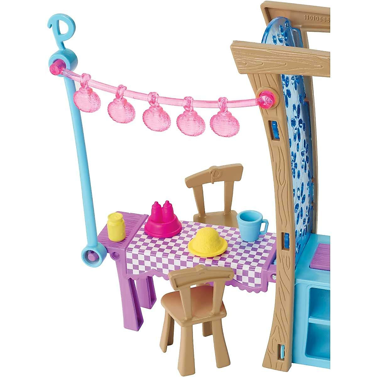 Polly Pocket Backyard Barbeque Playset with 3-inch Polly Doll & Accessories
