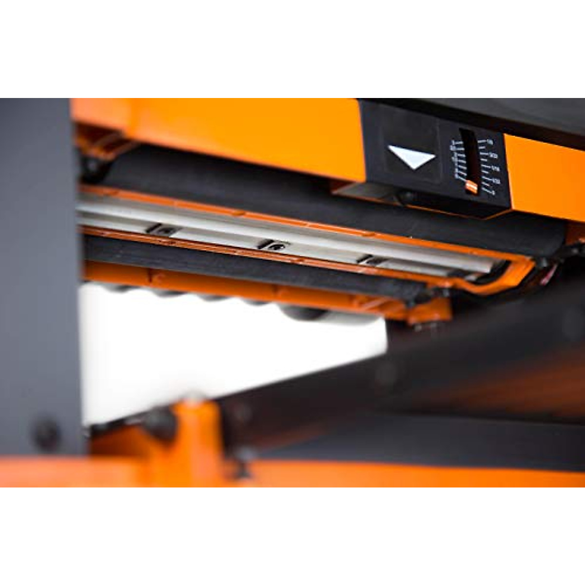 WEN PL1326 15-Amp 13-Inch Spiral Benchtop Thickness Planer