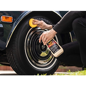 Meguiar's M4016 Mirror Glaze Vinyl & Rubber Cleaner/Conditioner, Restores Life and Color - 16 Oz Spray Bottle