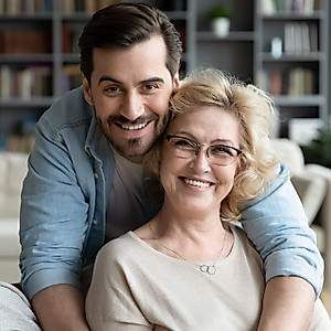 Suavell Mother Son Necklace. Sterling Silver Double Circle Necklace for Women. Mothers Day Gifts from Son. Mother Son Gifts for Mom and Sentimental Mom Birthday Gifts. Interlocking Circle Necklace