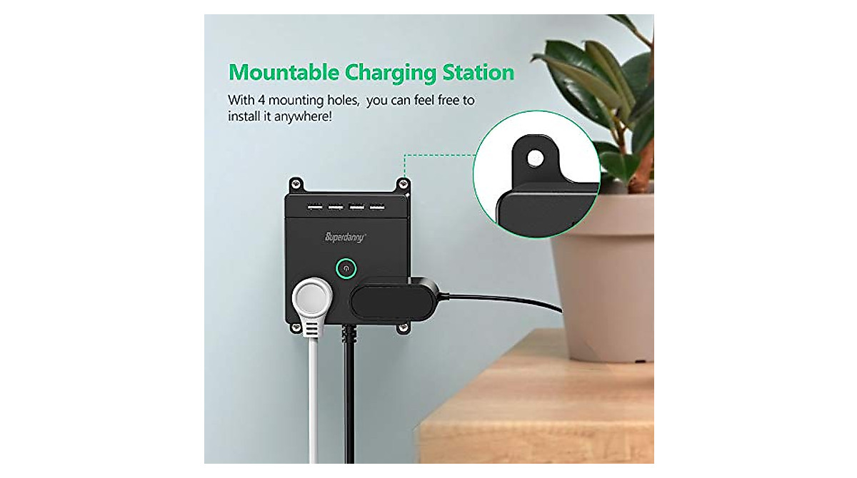 SUPERDANNY Power Strip with USB Ports - Charge Efficiently