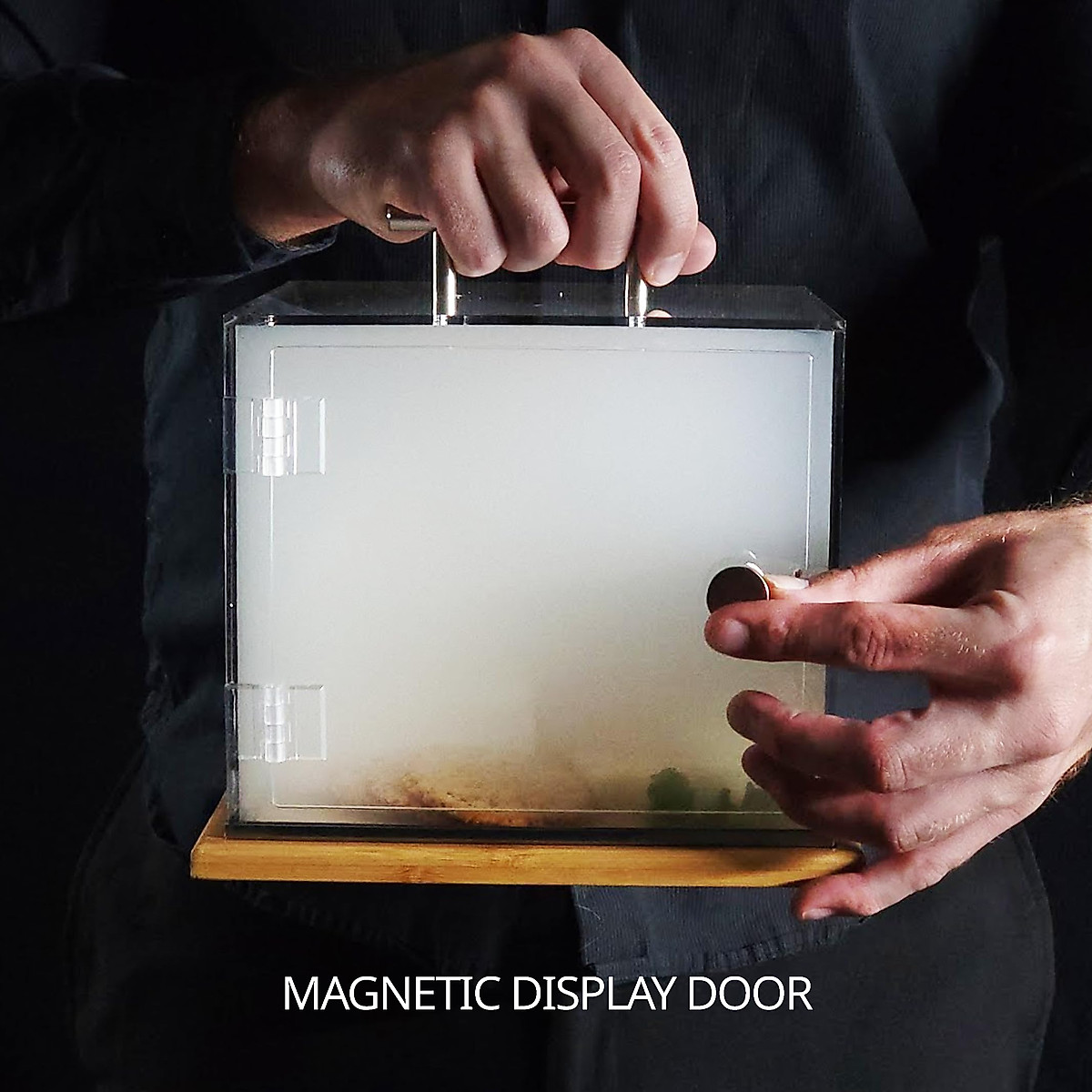 SIGVAL The Smoking Cube - Cocktail Smoker and Smoking Box Kit, Magnetically Removable Display Board, with Wood Chips