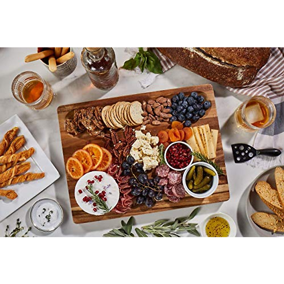 Sonder Los Angeles, Thick Sustainable Acacia Wood Cutting Board for Kitchen with Juice Groove, Sorting Compartment, Charcuterie 16x12x1.5 in (Gift Box Included)