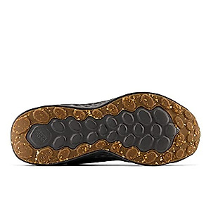 New Balance Men's Fresh Foam SPT V4 Running Shoe, Blacktop/Gum 020, 9.5