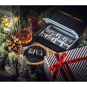 𝗕𝗘𝗦𝗧 𝗚𝗜𝗙𝗧: Exclusive Whiskey Stones Gift Set - High Cooling Technology - Reusable Ice Cubes - Stainless Steel Whisky Rocks - Whiskey Gifts for Men - Regalos para Hombre - Coasters + Ice Tongs