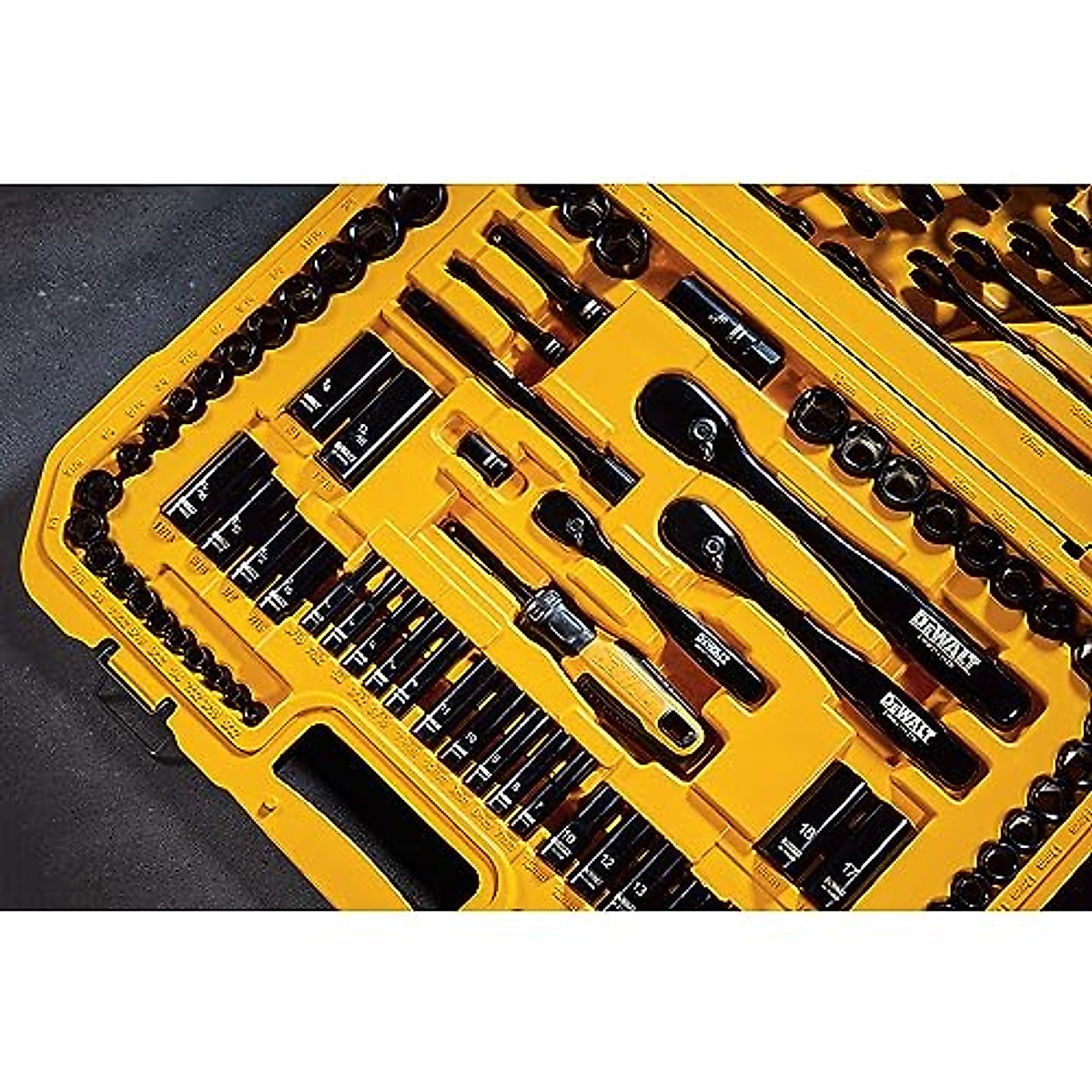 DEWALT Mechanics Tool Set, 184 Pieces (DWMT45184)