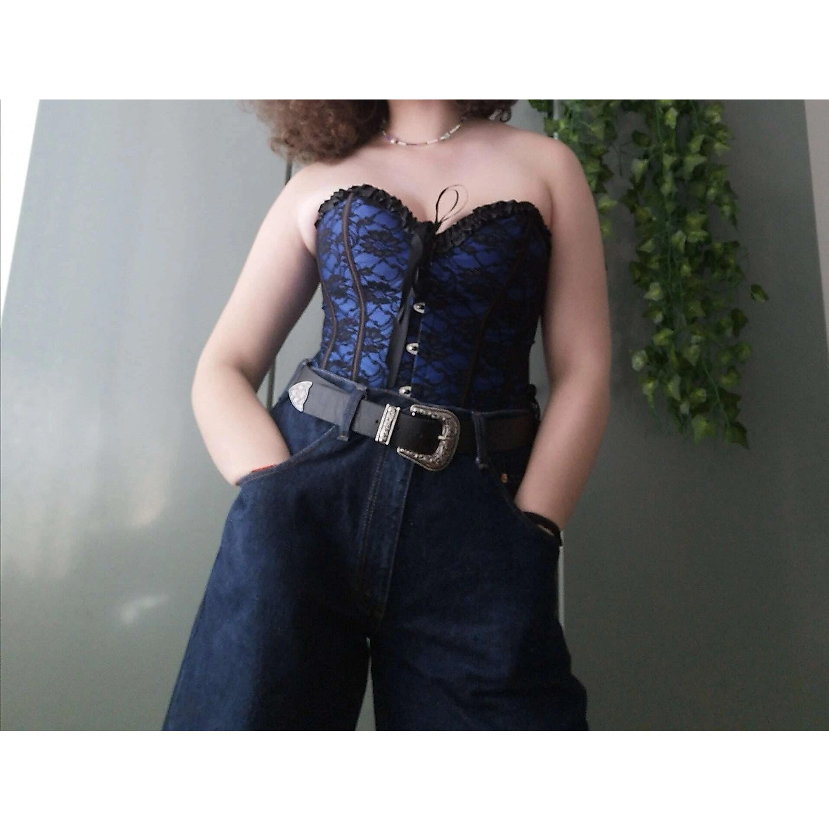 Mealah Women-Leather-Belts Vintage Western-Belt with Carved Buckle Waist-Belt for Jeans Dresses（for Waist 28"-39"）