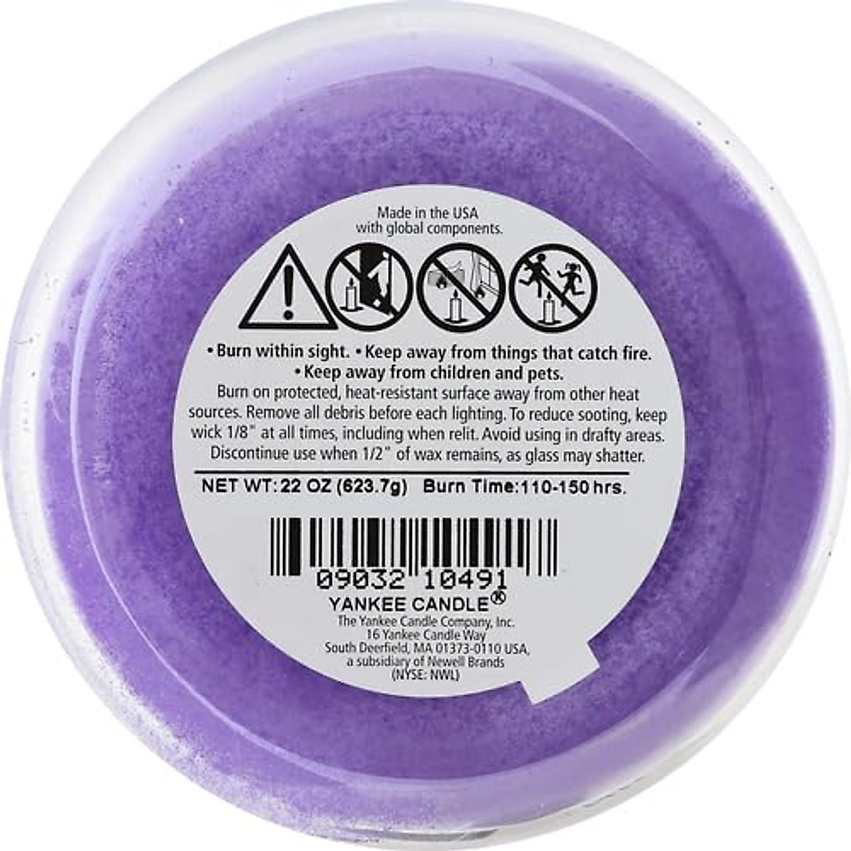 Yankee Candle Company Lilac Blossoms Scented, 22oz Single Wick Candle, Over 110 Hours of Burn Time, Perfect for Gifting, Gatherings and Seasonal Decorations, Classic Large Jar, Violet