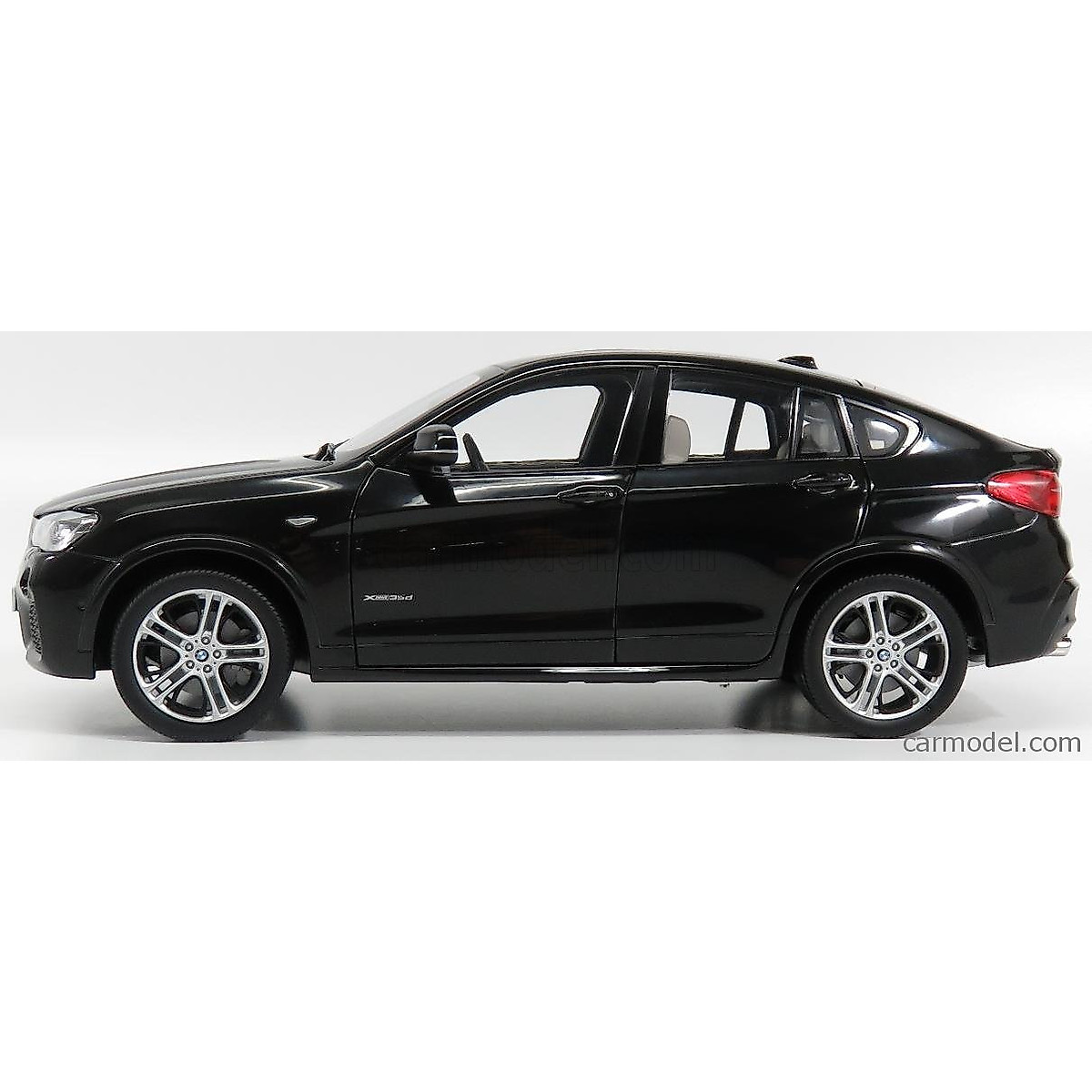 Paragon 97094 BMW X4 (F26) Sapphire Black 1/18 Diecast Model Car