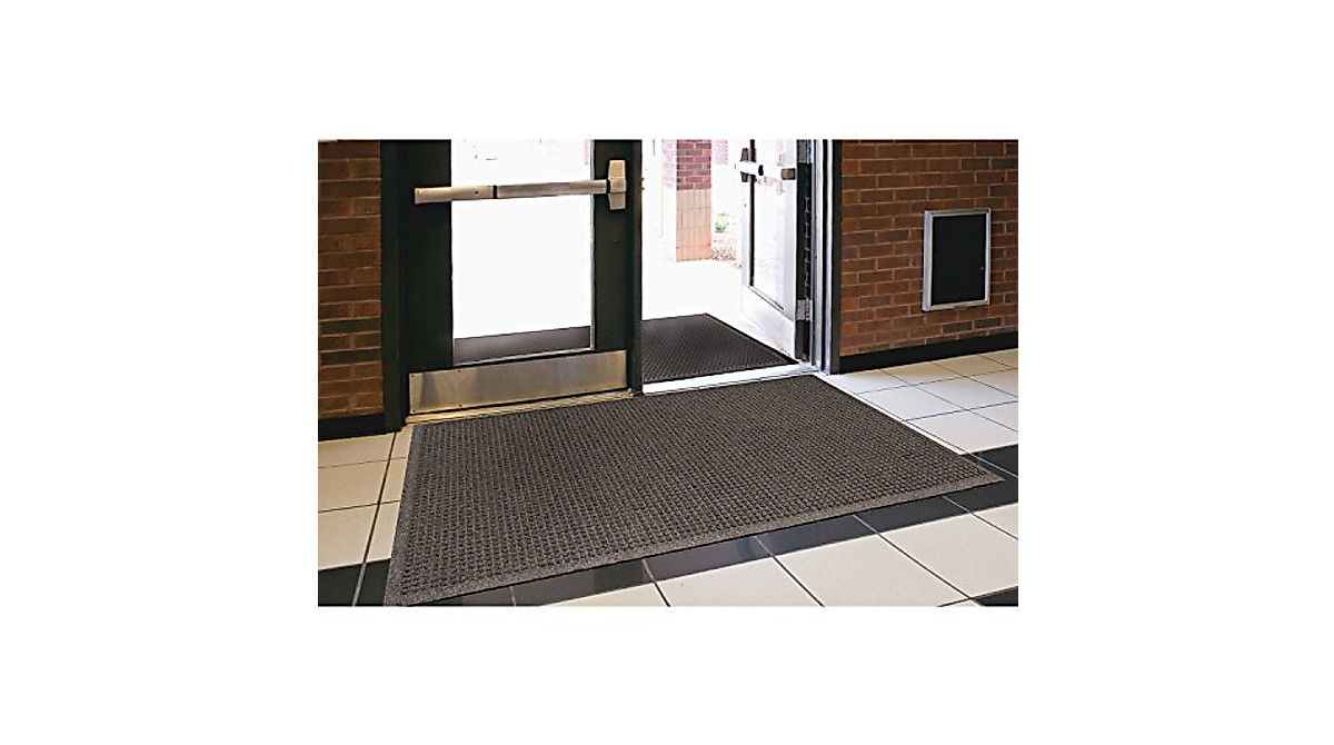 EcoGuard Indoor Wiper Mat: Recycled & Absorbent