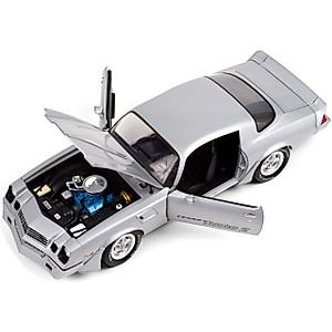 1981 Chevy Z/28 Yenko Turbo Z Turbo Silver Metallic 1/18 Diecast Model Car by Greenlight 13594