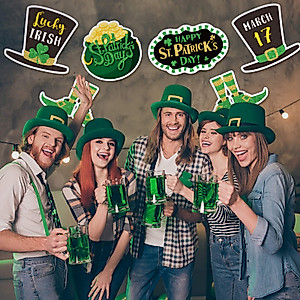 Whaline Glitter St. Patrick's Day Sign Banner Irish Party Door Hanging Sign St. Patrick's Day Welcome Sign with Leprechaun Top Hat and Feet for St. Patrick's Day Decorations Party Supplies