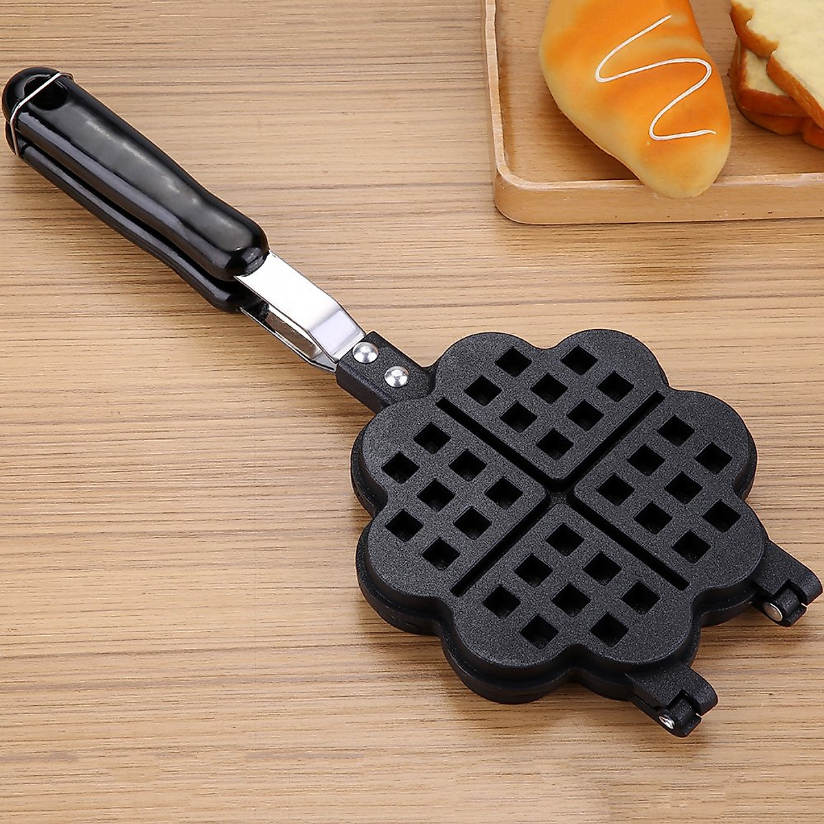 Heart Shape Cast Iron Waffle Maker, Non-stick Double Side Waffle Cake Mold Pot for Household Cafe Restaurant