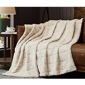 Geniospin Ultra Soft Throw Blanket for Couch, Bed, Sofa - 450 GSM Faux Fur Reversible Blankets with Strip, Fluffy Plush Fuzzy Throws, Warm, Luxury and Cozy Blanket (Ivory, 50x60 inches)