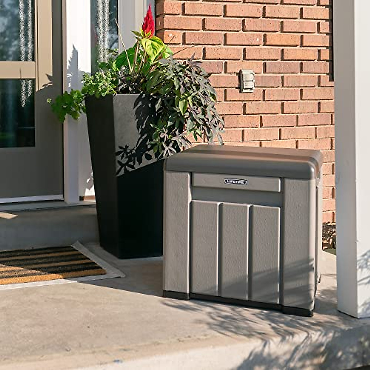 Lifetime 60372U Outdoor Cube Storage Box, Gray