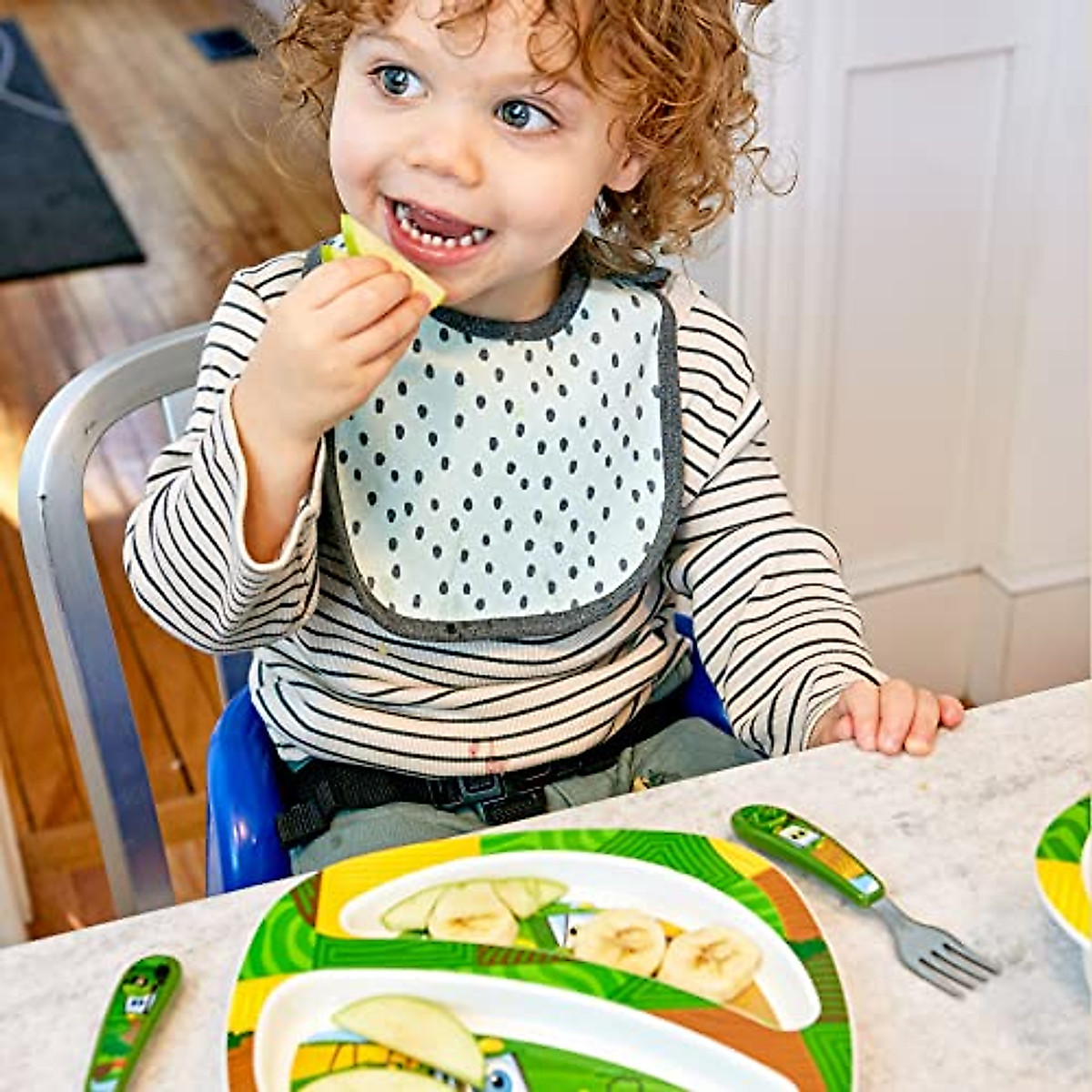 The First Years John Deere's Johnny Tractor and Friends Dinnerware Set - Toddler Plates and Bowls Set - Includes Toddler Plate, Toddler Bowl, Toddler Fork and Toddler Spoon - 4 Count
