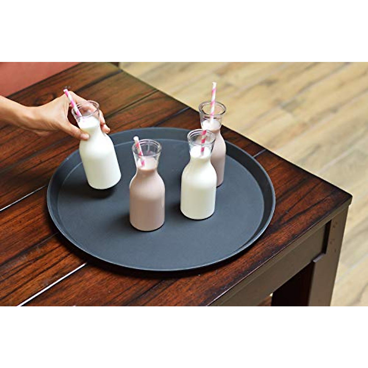 Cambro (1400CT110) 14" Round Fiberglass Bar Tray - Camtread® [Case of 12]