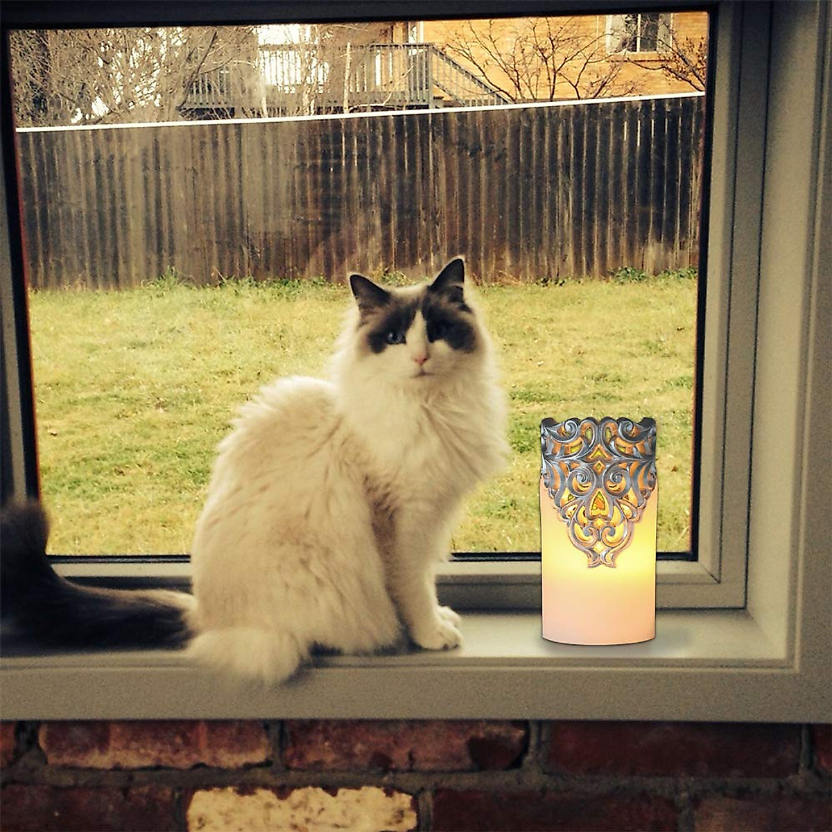 Eldnacele Flameless Christmas Silver Candles with 5H Timer, Flickering Real Wax Battery Operated Pillar Candles for Christmas Party Decoration Silver (D3 x H6)