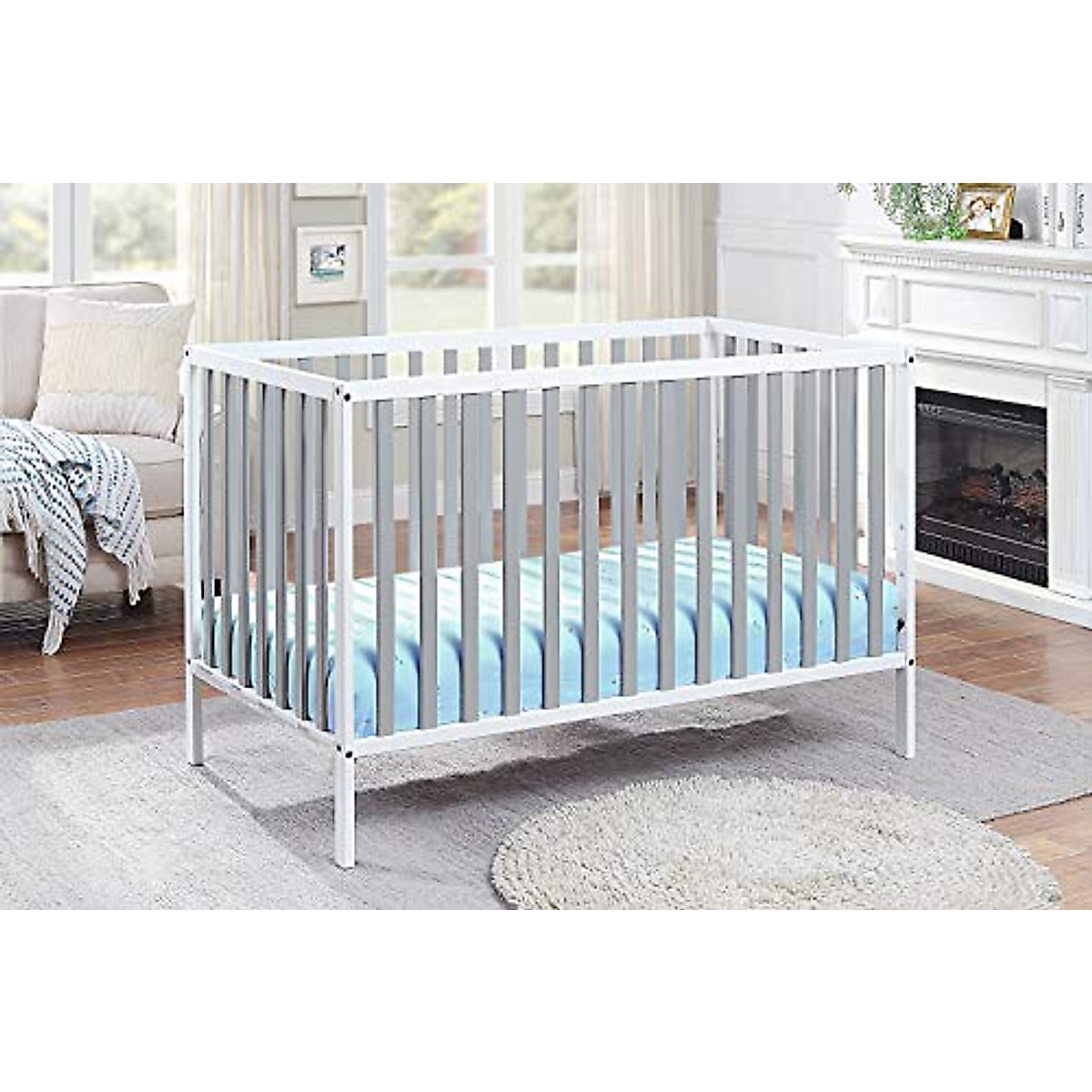 Baby Cache Deux Remi Island 3-in-1 Convertible Crib (Do Re Me) White & Gray