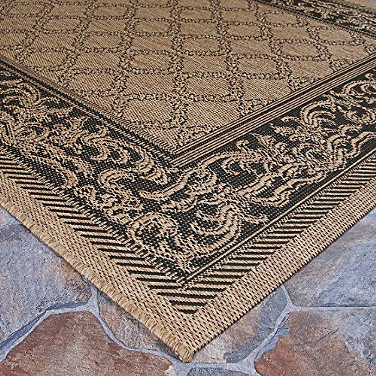 Couristan Recife Garden Lattice Indoor/Outdoor Area Rug, 8'6" Square, Cocoa-Black