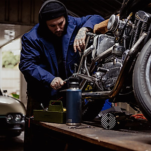 YETI Rambler 46 oz Bottle, Vacuum Insulated, Stainless Steel with Chug Cap, Canopy Green