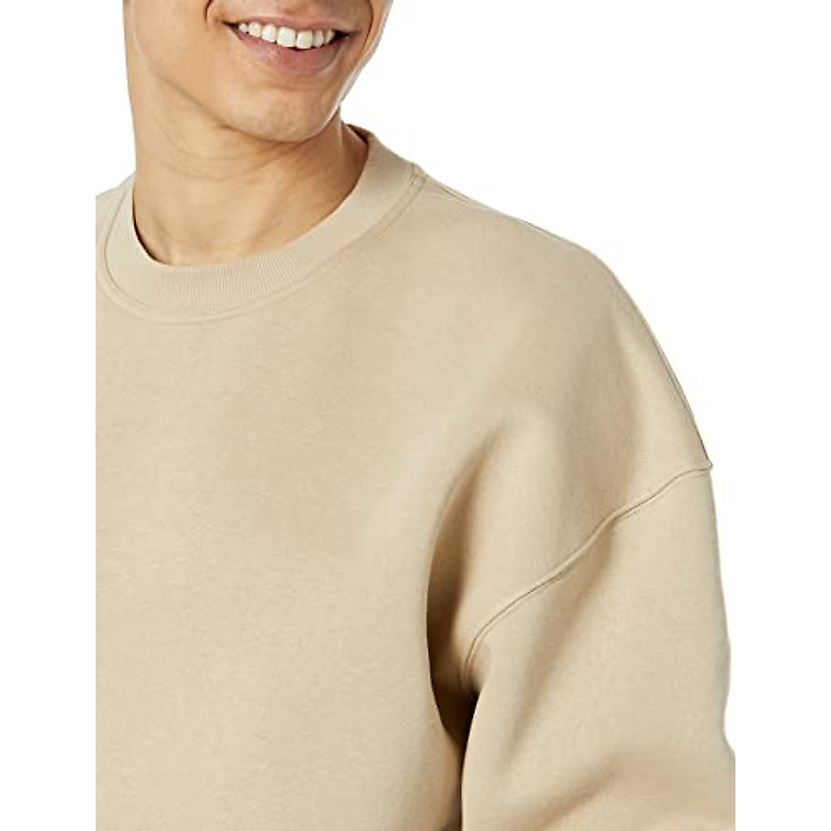Amazon Essentials Men's Oversized-Fit Crewneck Sweatshirt (Available in Big & Tall), Tan, Large