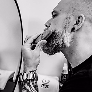 ZEUS Vegan Pocket Beard Brush, Natural Plant Fiber Tampico Bristles and Walnut Handle – MADE IN GERMANY (FIRM) N73