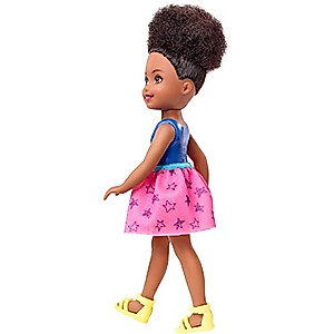 Barbie Club Chelsea Doll, 6-inch Brunette Doll with Space-Themed Graphic, GHV62