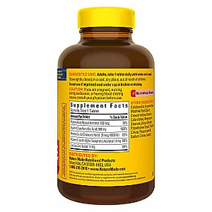 Nature Made Super C with (Vitamin D3 and Zinc), 200 Tablets, One per Day Tablet Bundle with Travel Weekly Pill Organizer (Assorted Color)