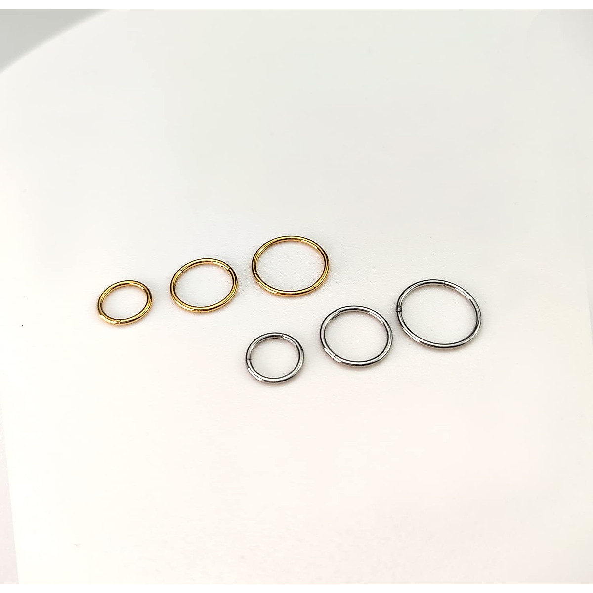 MeiziQL 3Pcs 20G Nose Rings Hoop Gold Hinged Clicker Small Nose Hoop Surgical Steel Cartilage Earring Hypoallergenic Body Piercing Jewelry for Women Men (20G Gold 6mm 8mm 10mm)