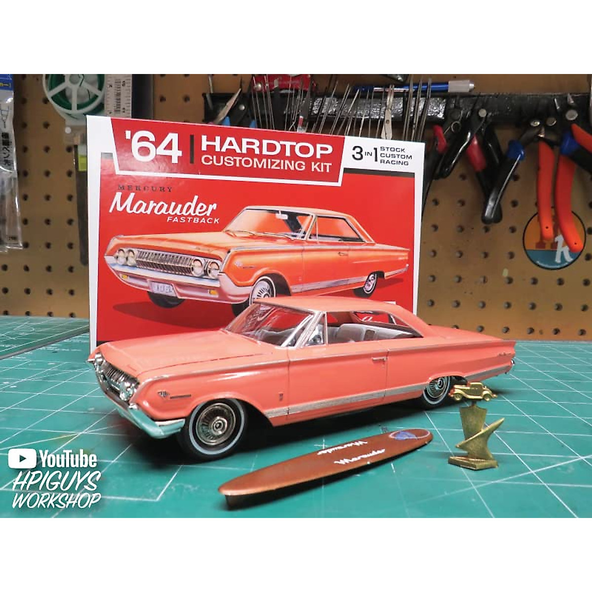 AMT 1964 Mercury Marauder Hardtop 1:25 Scale Model Kit